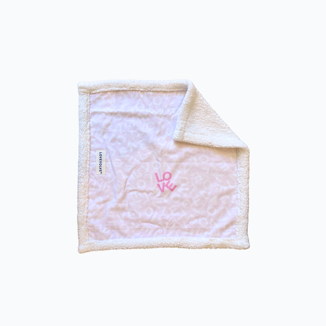 Signature Items– LOVEVOLVE