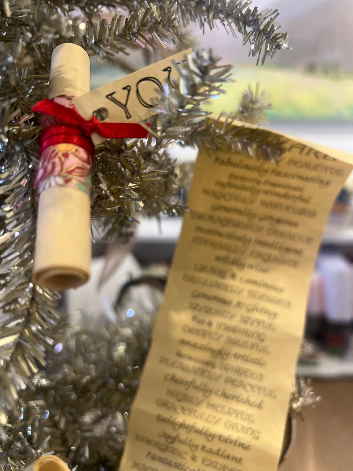 LOVE SCROLL– LOVEVOLVE